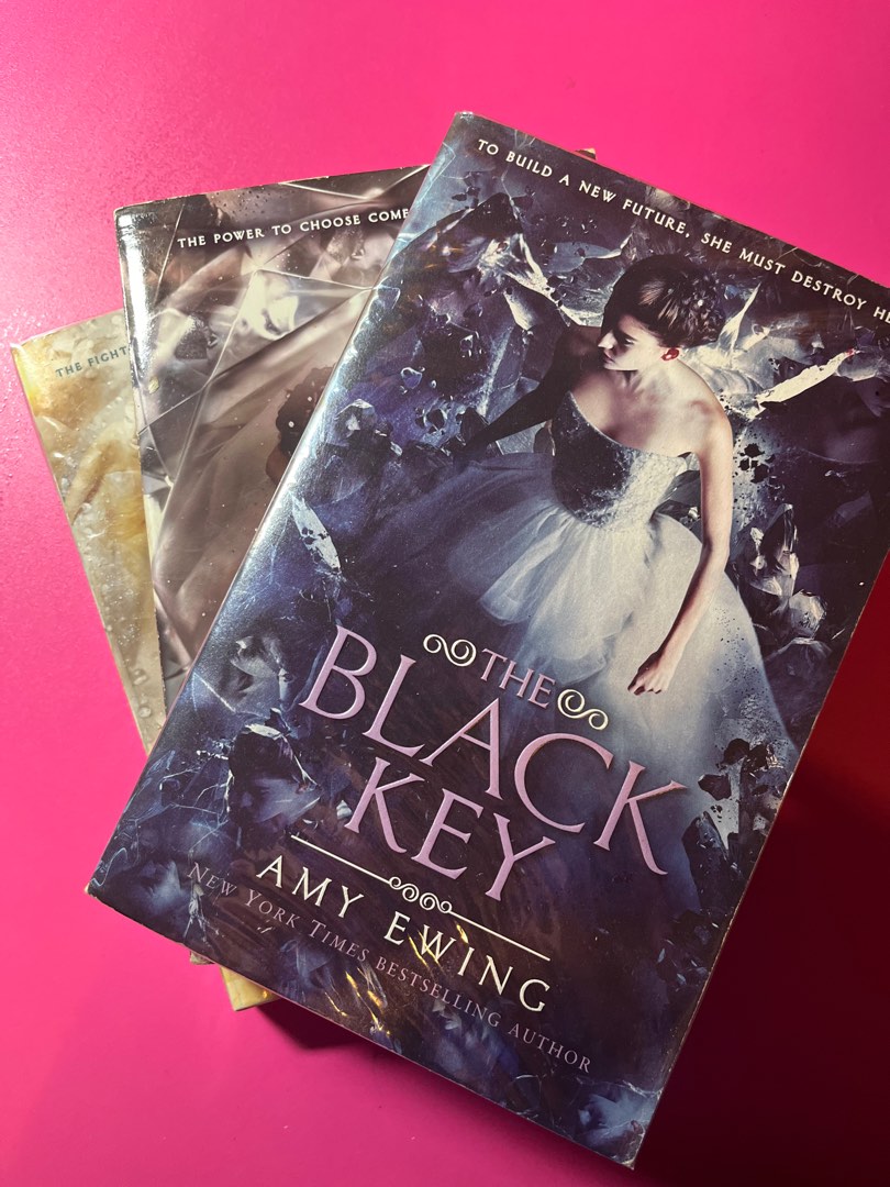 PRELOVED BOOKS Amy Ewing: The White Rose, The Jewel and The Black Key ...
