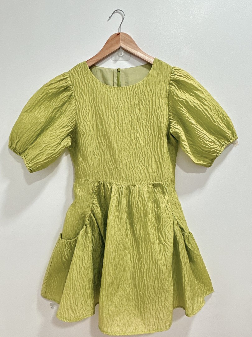 Apple Green Super Puff Dress, Women's Fashion, Dresses & Sets, Dresses ...