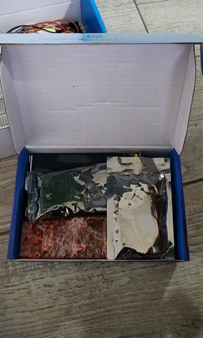 Arduino Box Set, Hobbies & Toys, Toys & Games on Carousell