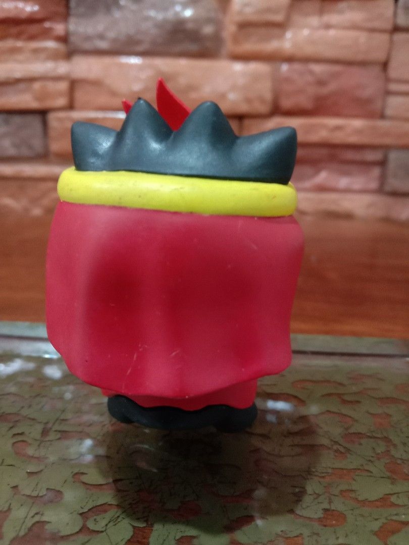 BADTZ MARU FIGURE, 2-3NCHES, Hobbies & Toys, Toys & Games on Carousell