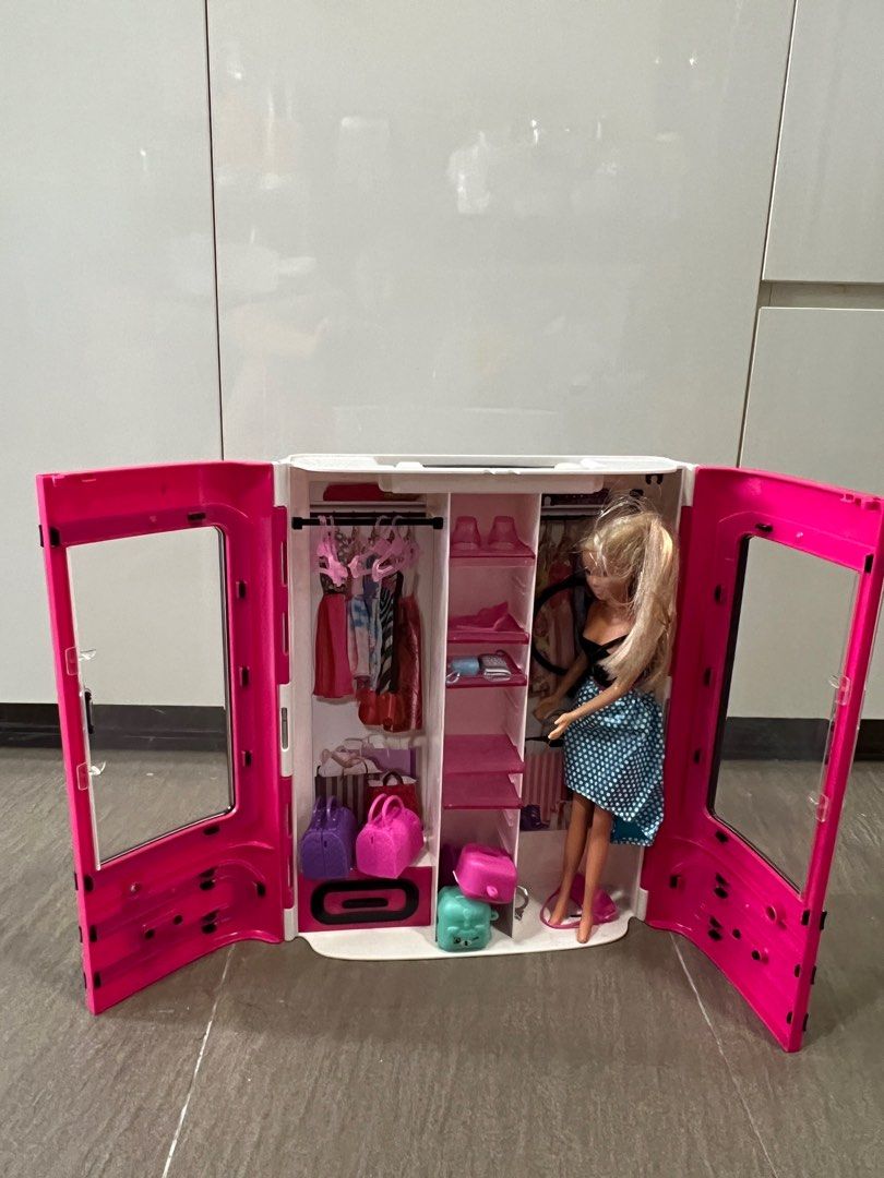 Barbie Wardrobe, Hobbies & Toys, Toys & Games on Carousell