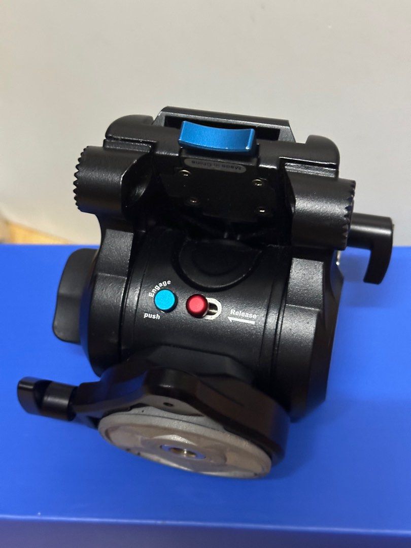 Benro S4 Pro Fluid Video Head, Photography, Photography Accessories ...