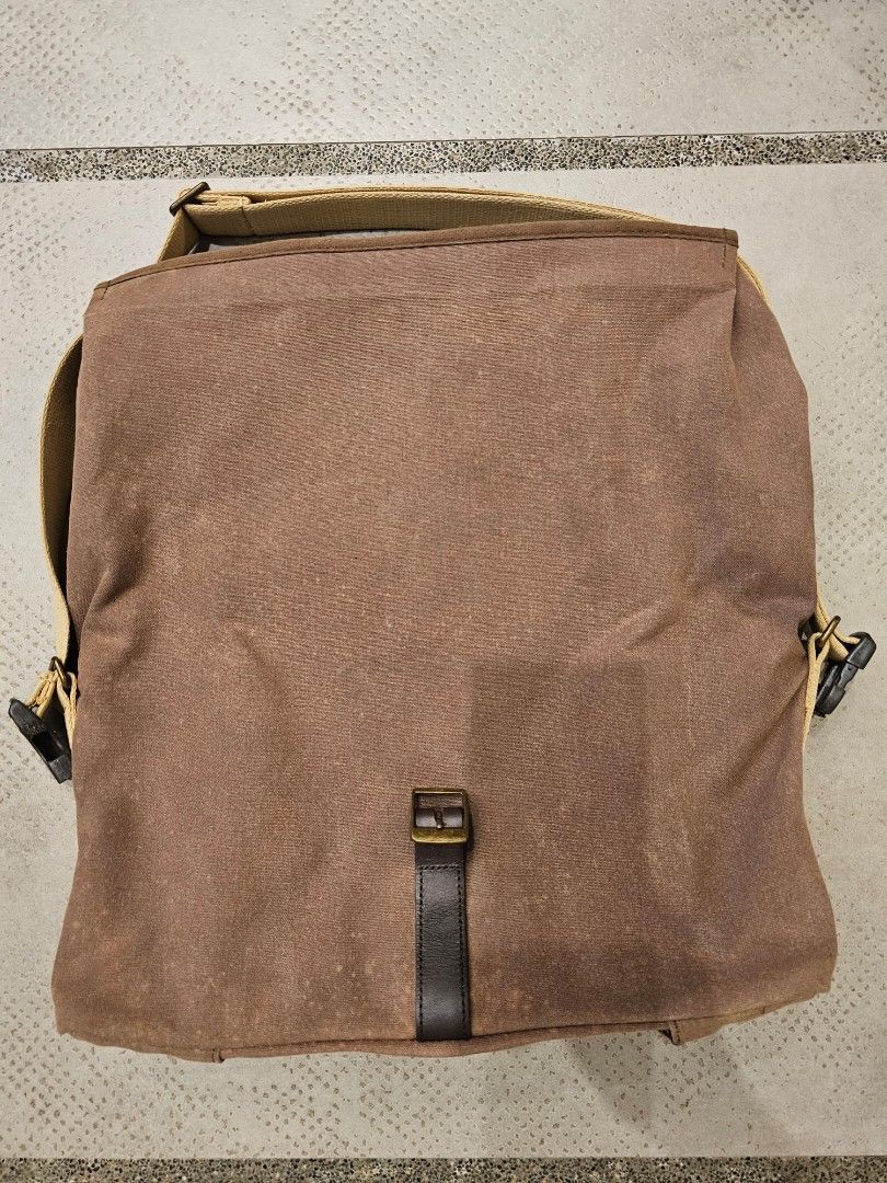 Brompton Shoulder Tote Bag (Brown), Sports Equipment, Bicycles & Parts ...