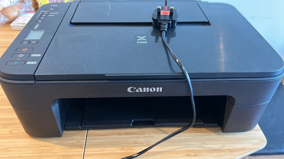 Canon printer+2 packs of A4 paper set, Computers & Tech, Office ...