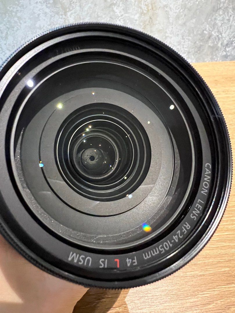 Canon RF24-105mm F4 L IS USM, Photography, Lens & Kits on Carousell