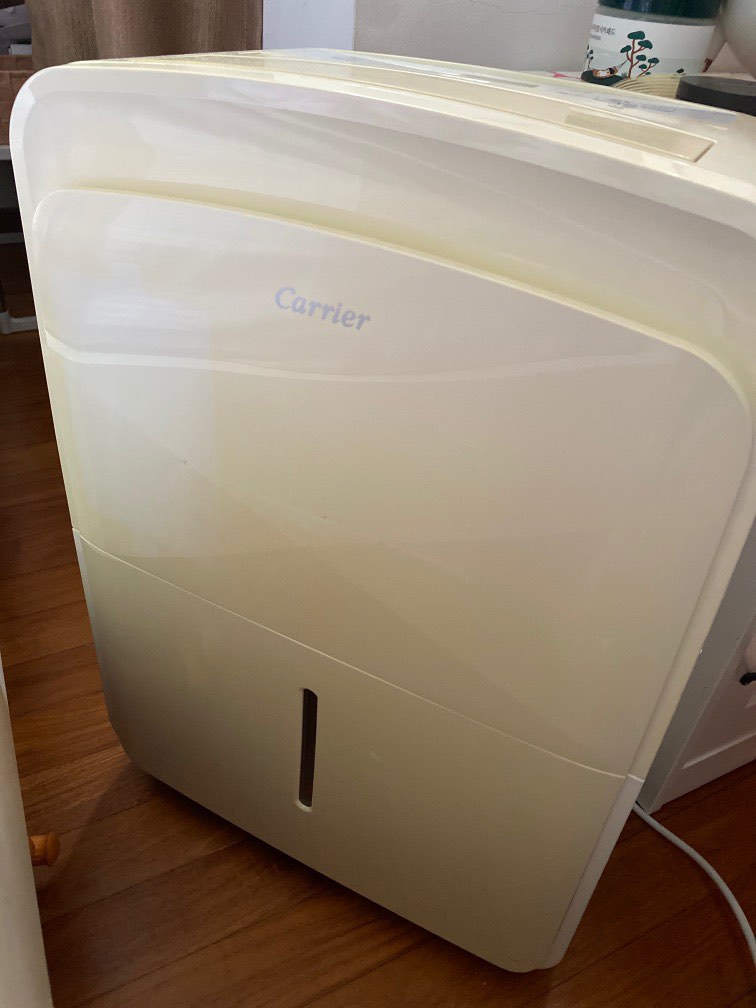 Carrier 11.8L Dehumidifier, TV & Home Appliances, Air Purifiers ...