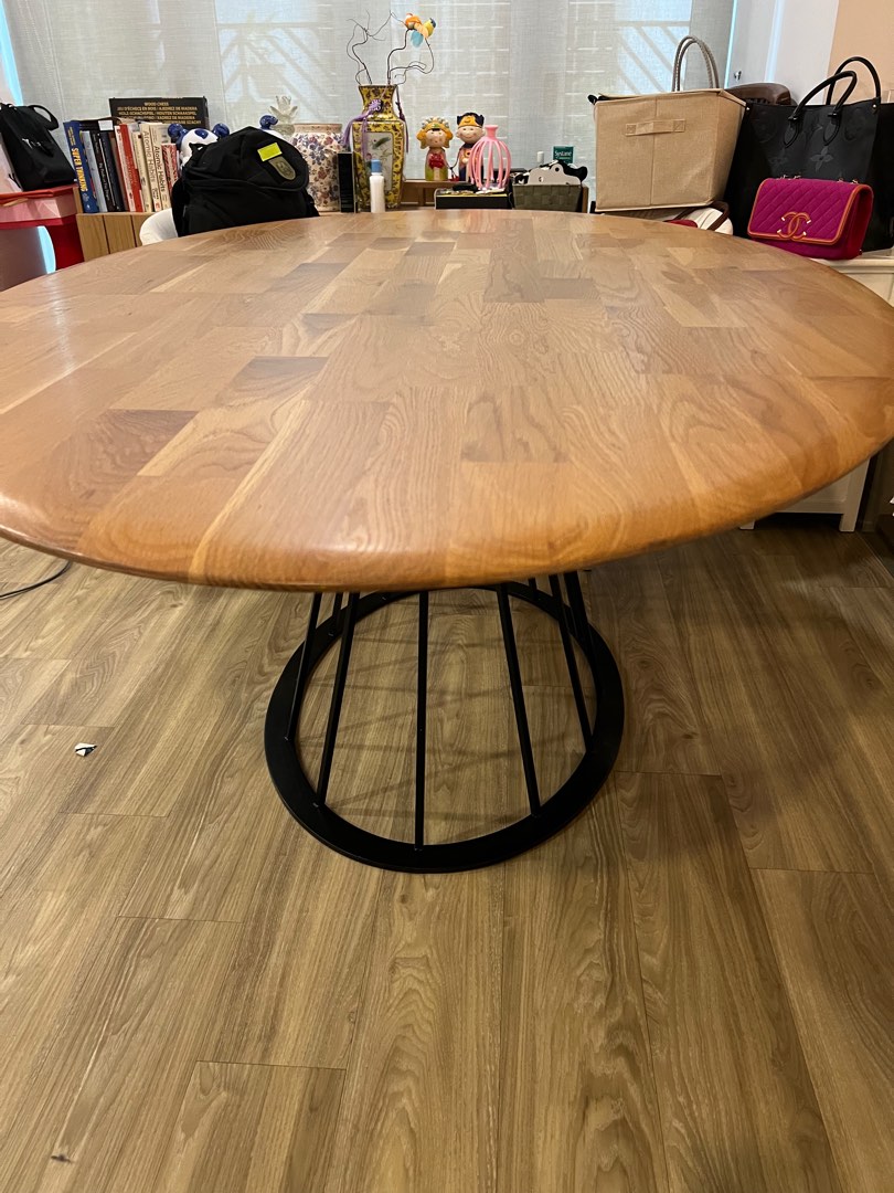 Castlery Dining Table - Wooden top Cash & Carry, Furniture & Home ...
