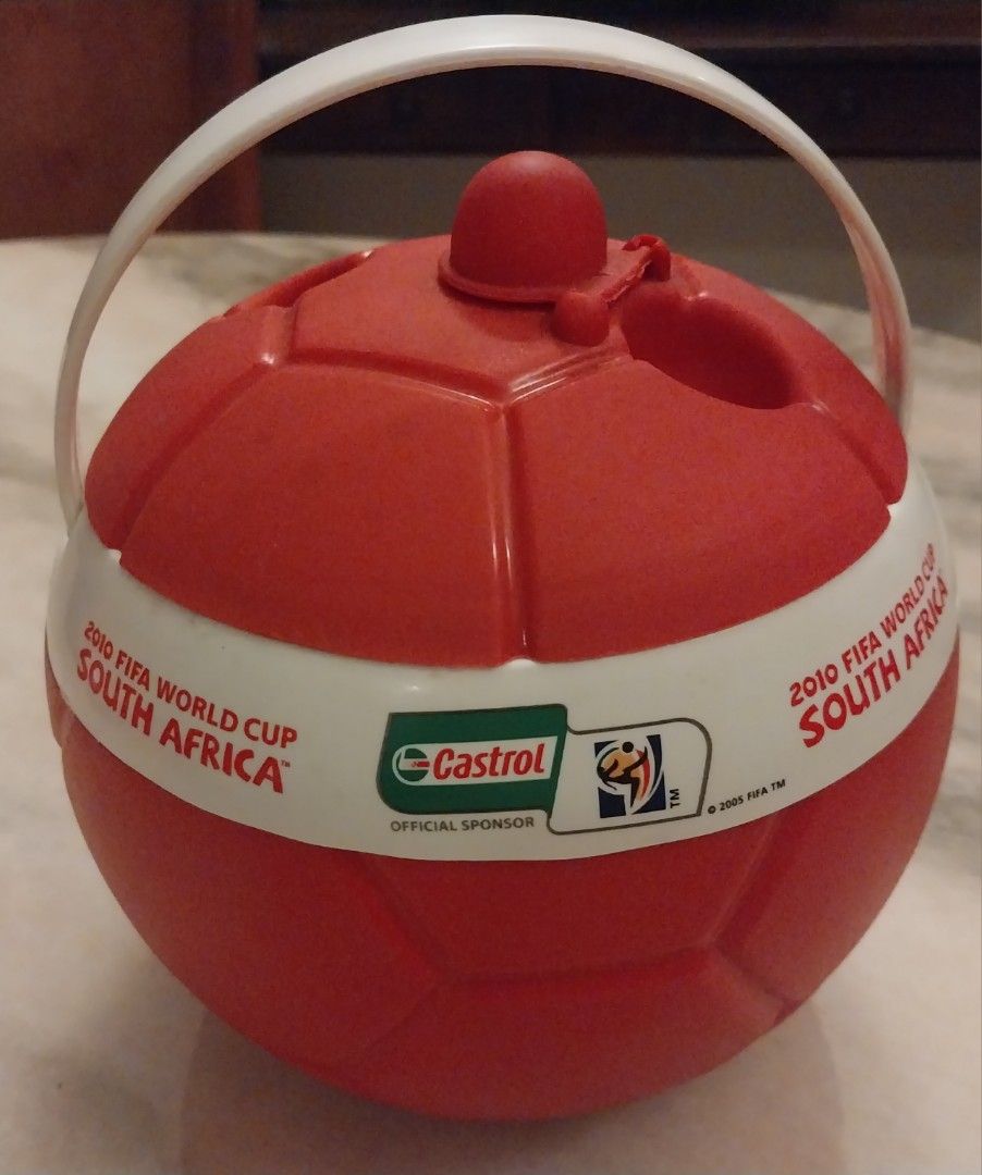 Castrol 2010 Fifa World Cup Cooler Box, Hobbies & Toys, Collectibles ...