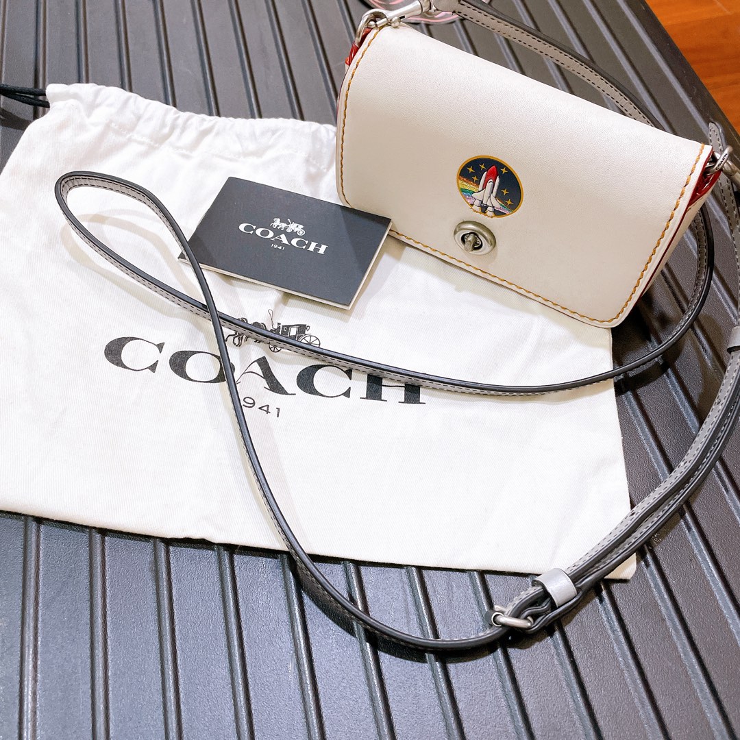 COACH x NASA小廢包, 名牌精品, 精品包與皮夾在旋轉拍賣