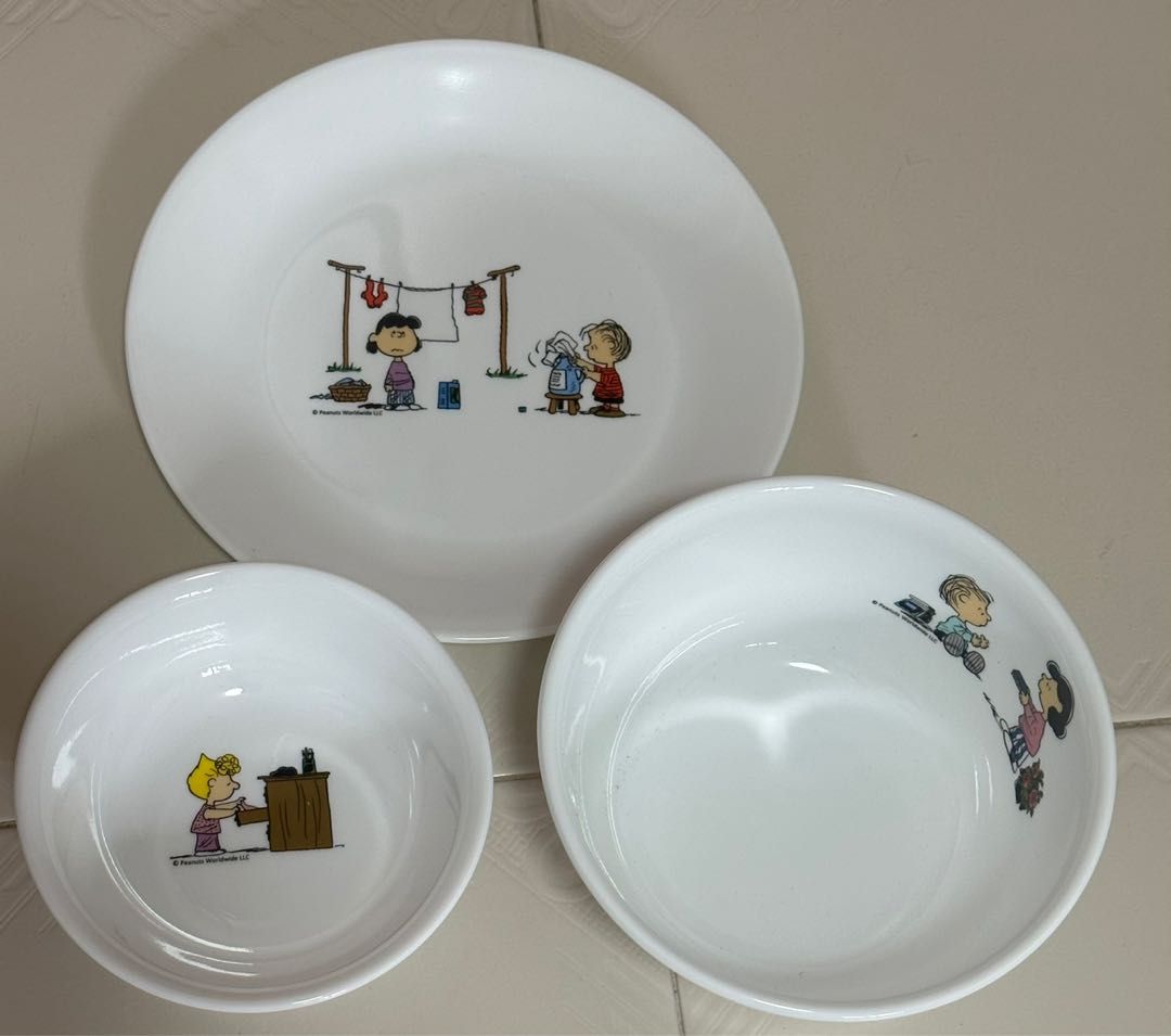 CORELLE X PEANUTS Set C, Furniture & Home Living, Kitchenware ...