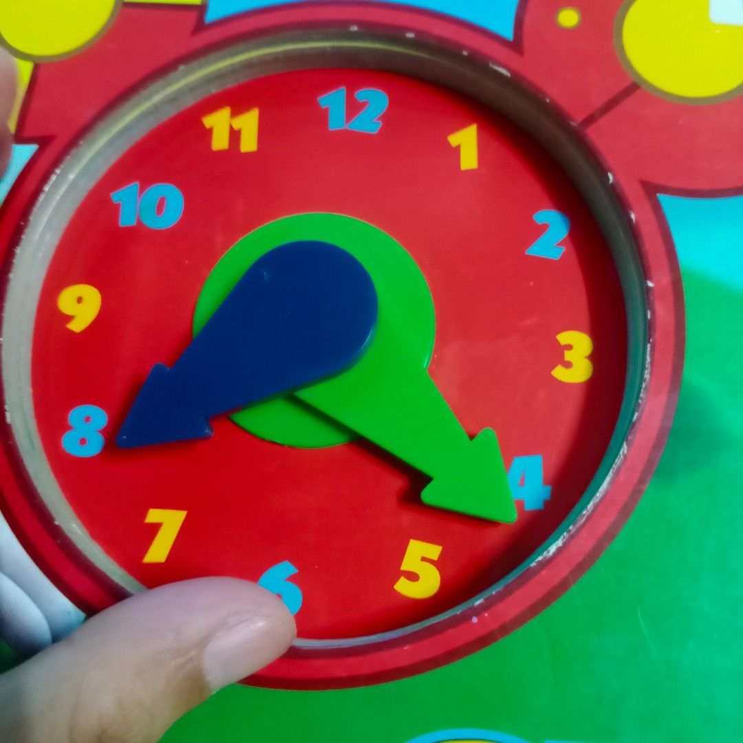 Disney Store Exclusive Mickey Mouse Clock Book, Hobbies & Toys, Books ...