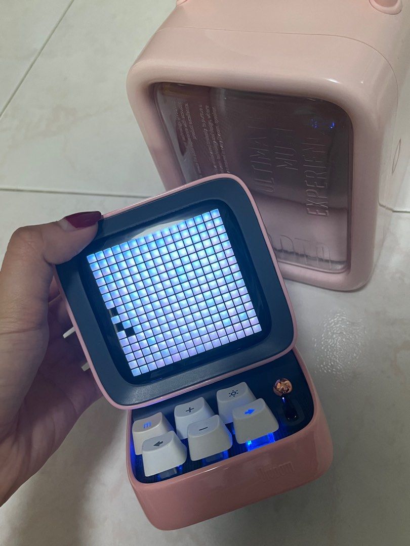 Divoom DITOO-PLUS Speaker : Pink colour, Audio, Soundbars, Speakers ...