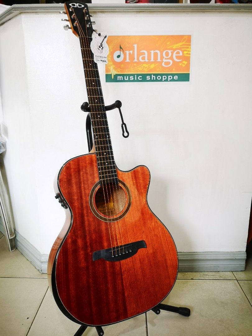 DnD guitars, Hobbies & Toys, Music & Media, Musical Instruments on ...