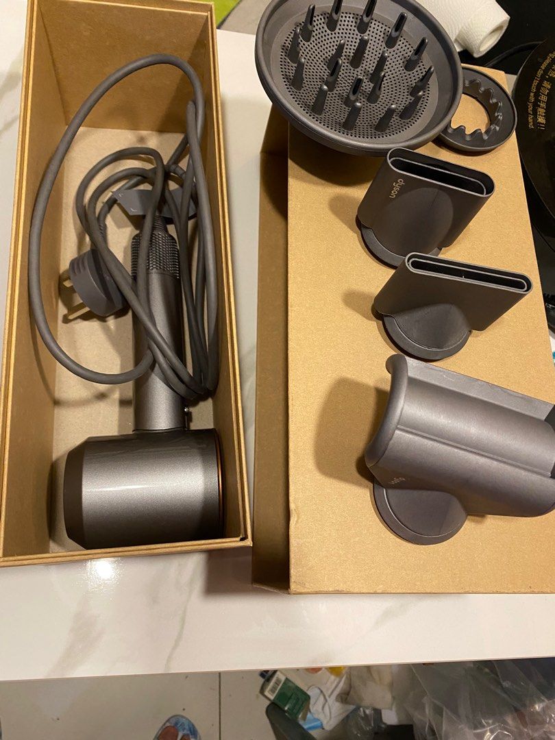 Dyson Supersonic Hair Dryer HD08, Beauty & Personal Care, Hair on Carousell