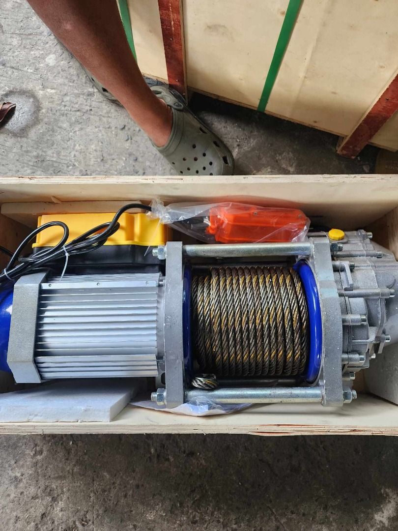 Electric cable Hoist, Commercial & Industrial, Construction Tools ...