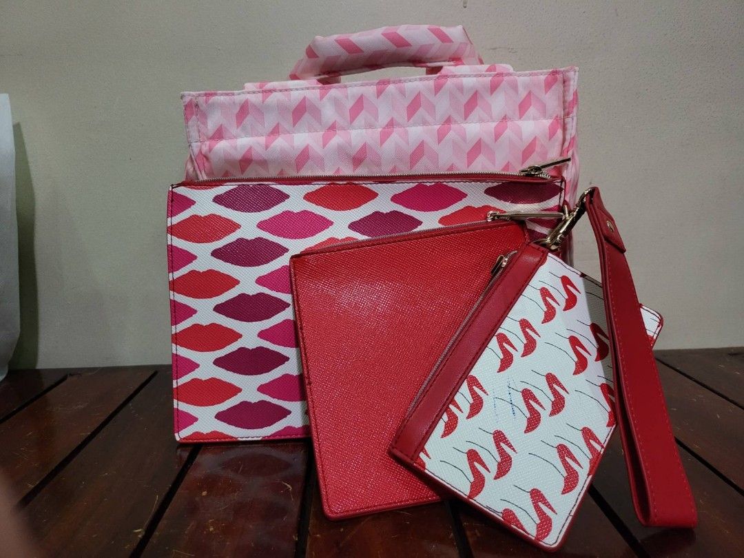 Estee Lauder Crossbody Bag, Women's Fashion, Bags & Wallets, Cross-body ...