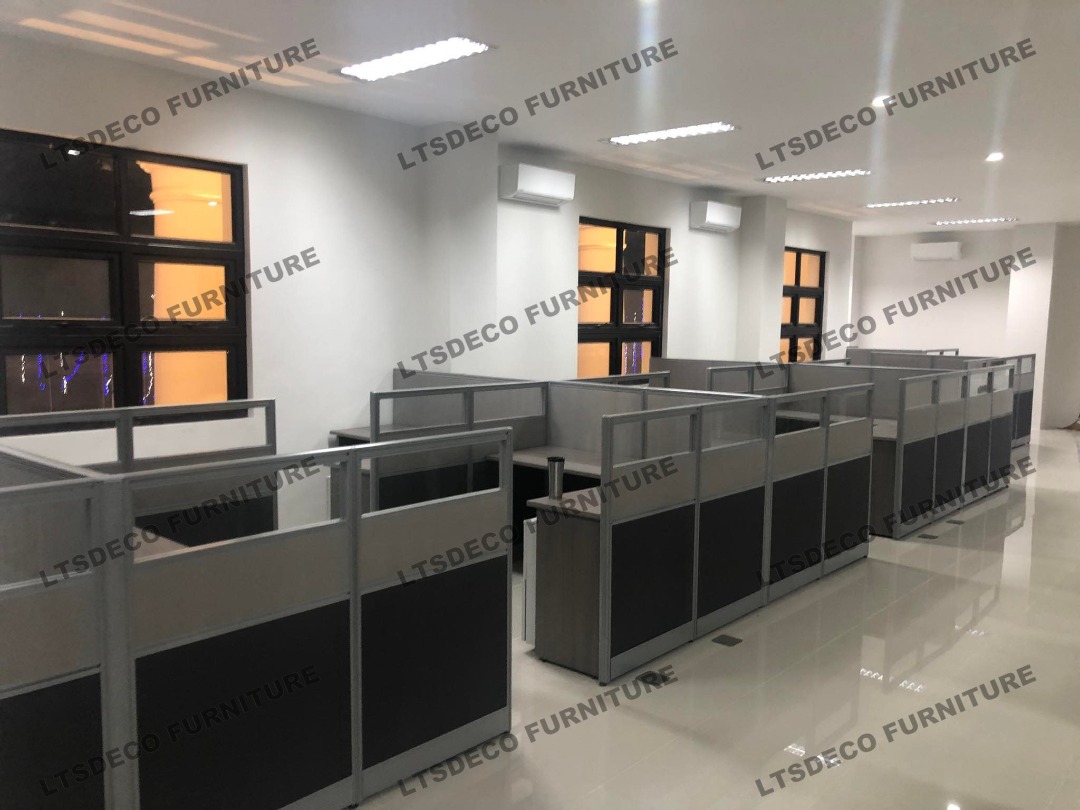 FABRIC WITH GLASS HIGH PANEL OFFICE PARTITIONS, Furniture & Home Living ...