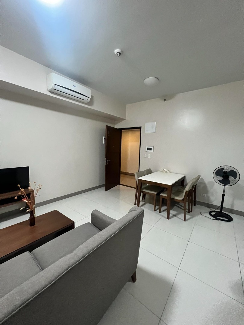 For rent 1 bedroom unit in One uptown residences BGC, Property, Rentals ...