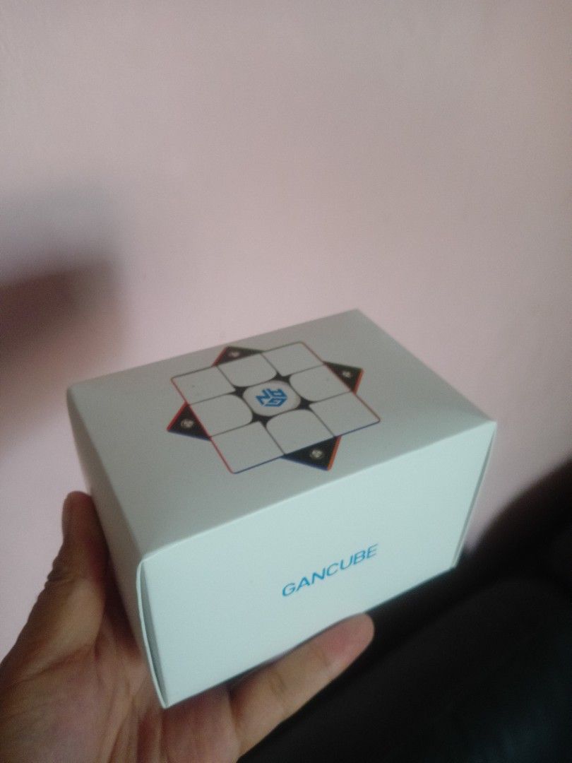 GAN 356M RUBIKS CUBE, Hobbies & Toys, Toys & Games on Carousell