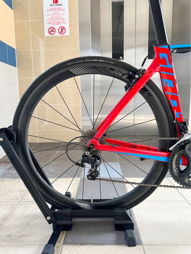 Giant Propel Advanced 2 full carbon aero road bike wheelset shimano 105 ...