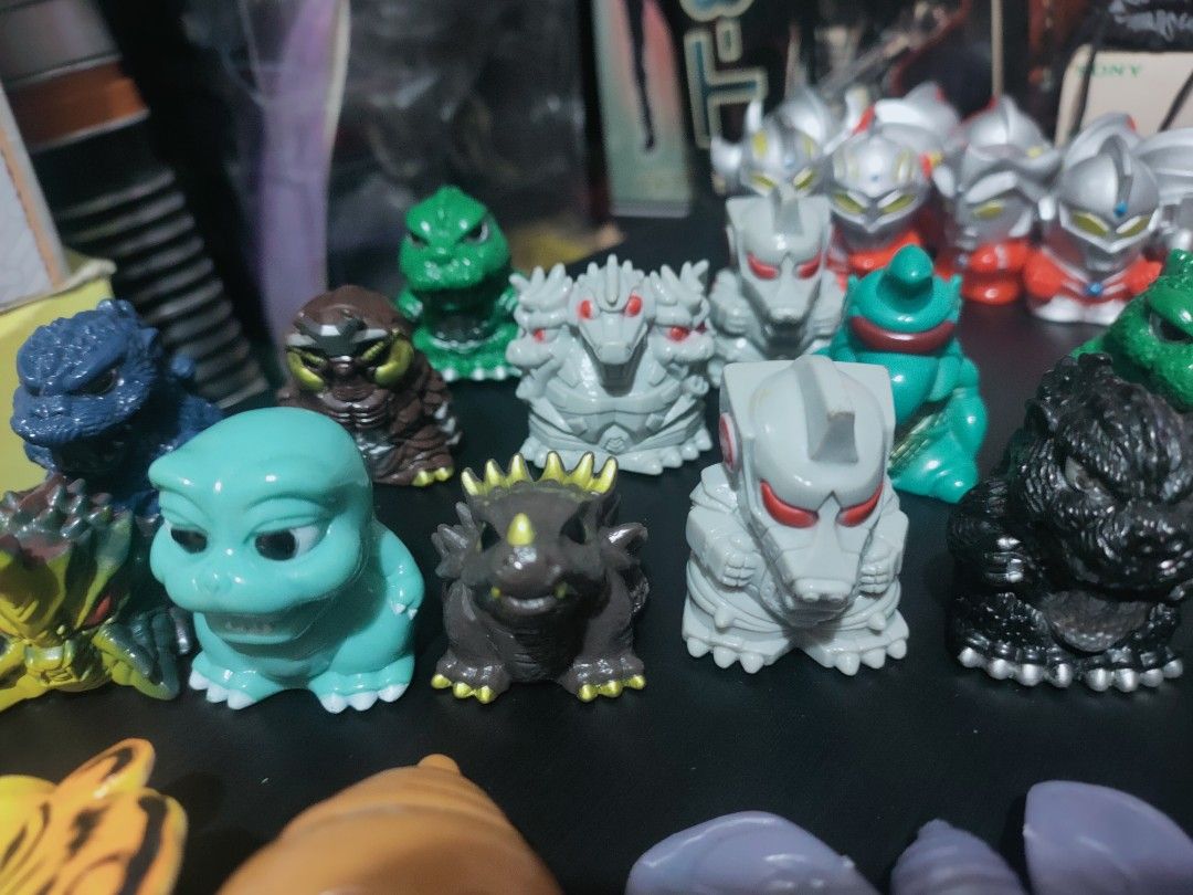 Godzilla finger puppet set, Hobbies & Toys, Toys & Games on Carousell