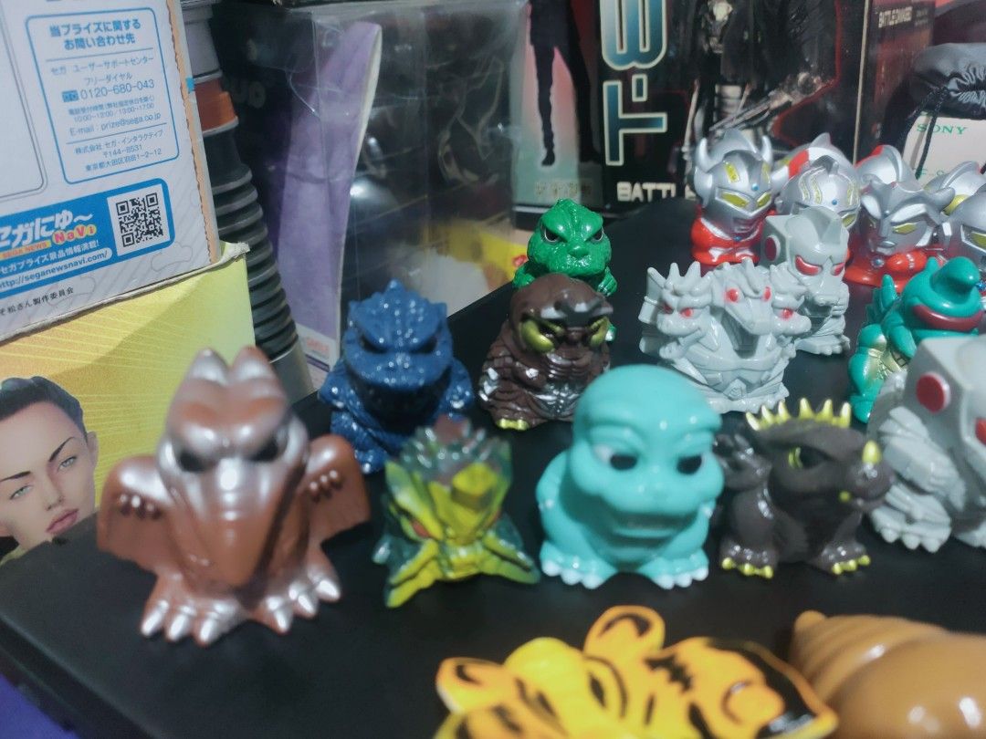 Godzilla finger puppet set, Hobbies & Toys, Toys & Games on Carousell