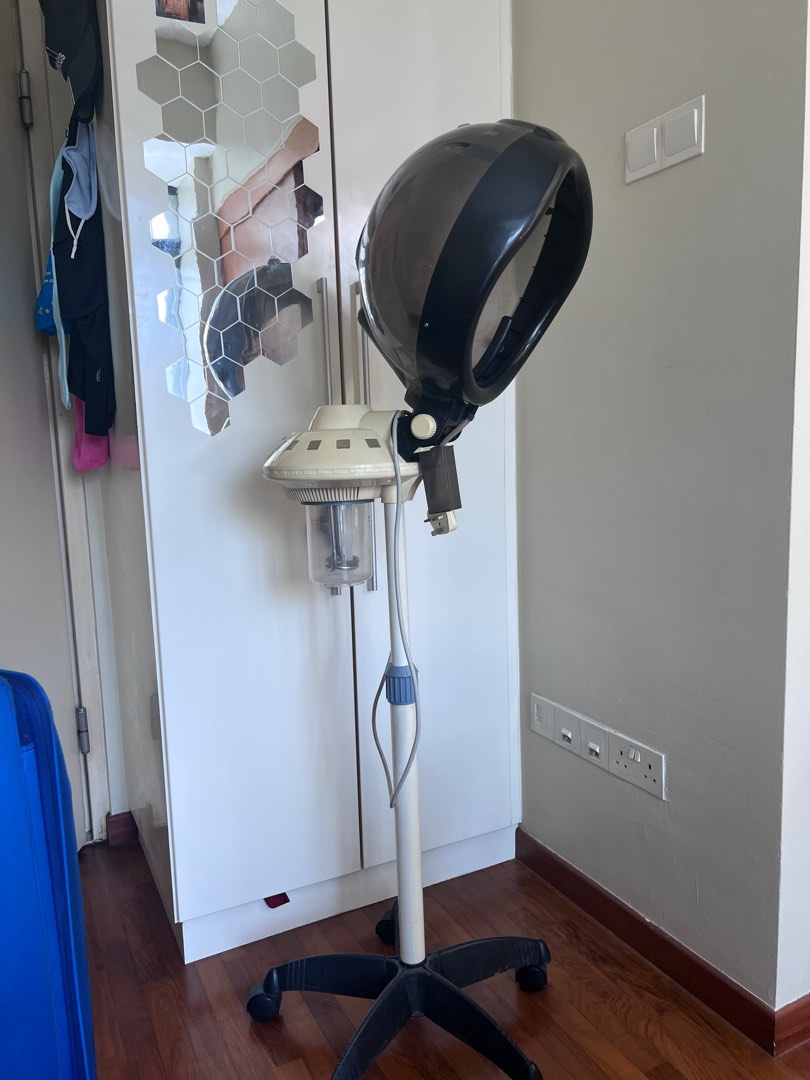 Hair steam salon machine, Beauty & Personal Care, Hair on Carousell