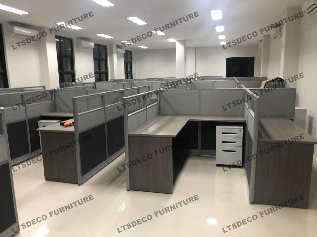 HIGH PANEL TWO-TONE WORKSTATIONS OFFICE PARTITIONS AND FUNITURES ...