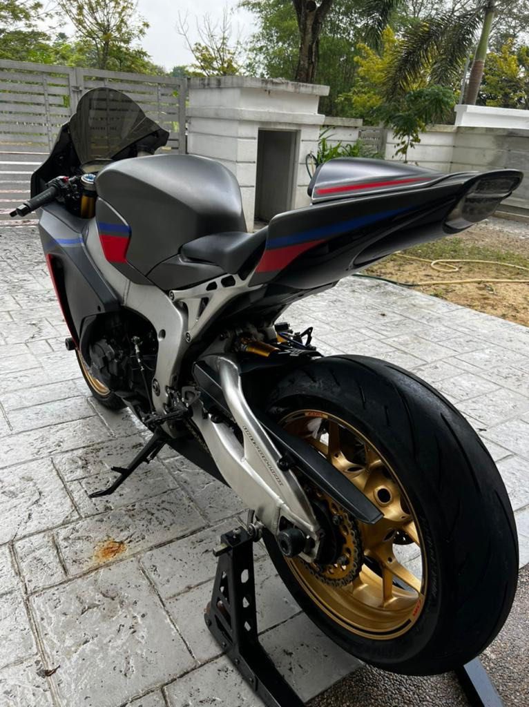 Honda cbr 1000 rabbit, Motorbikes on Carousell