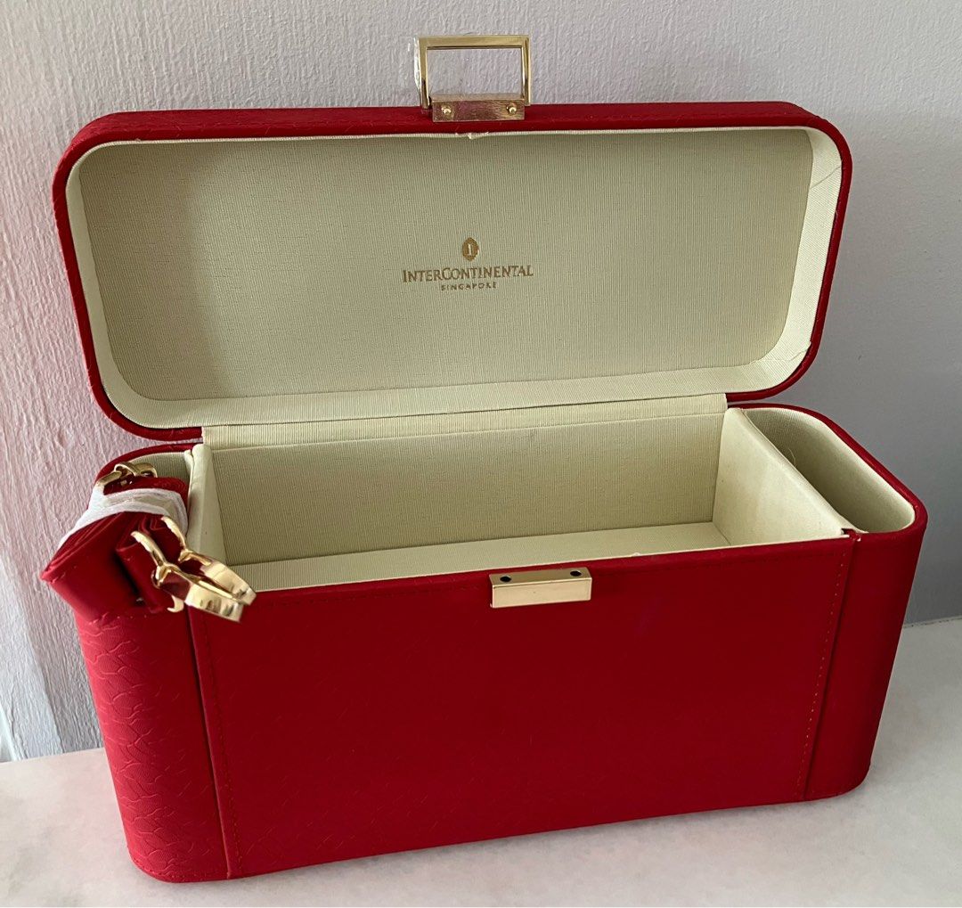 Intercontinental mooncake box, Furniture & Home Living, Home ...