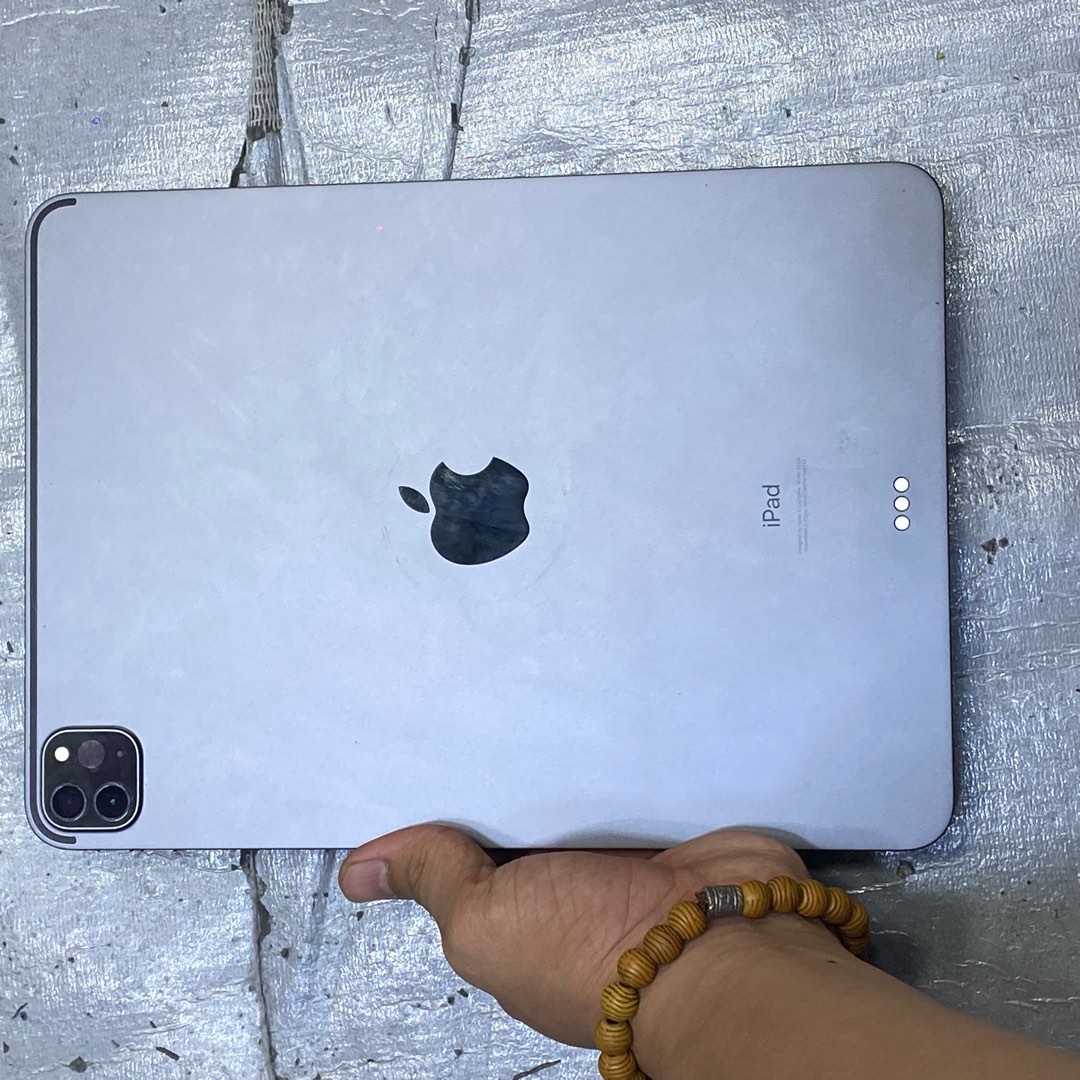 Ipad Pro (2nd gen) 11inch, Mobile Phones & Gadgets, Tablets, iPad on ...