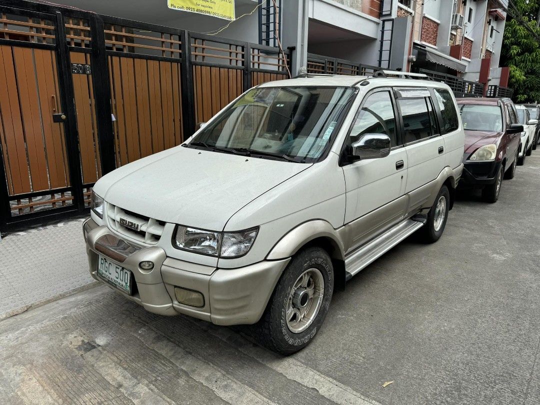Isuzu Crosswind, Cars for Sale, Used Cars on Carousell