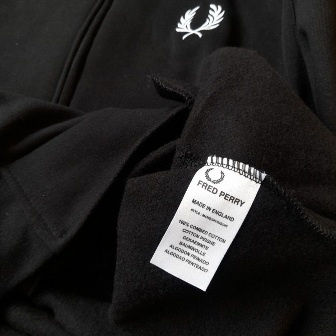 Jaket Tracktop Fred Perry Hitam, Fesyen Pria, Pakaian , Baju Luaran di ...