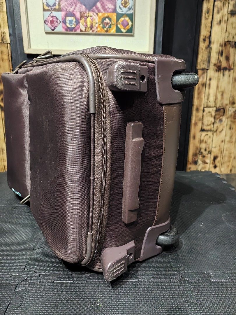 JAPAN IMPORT LUGGAGE : DELSEY : SMALL MALETA, Hobbies & Toys, Travel ...