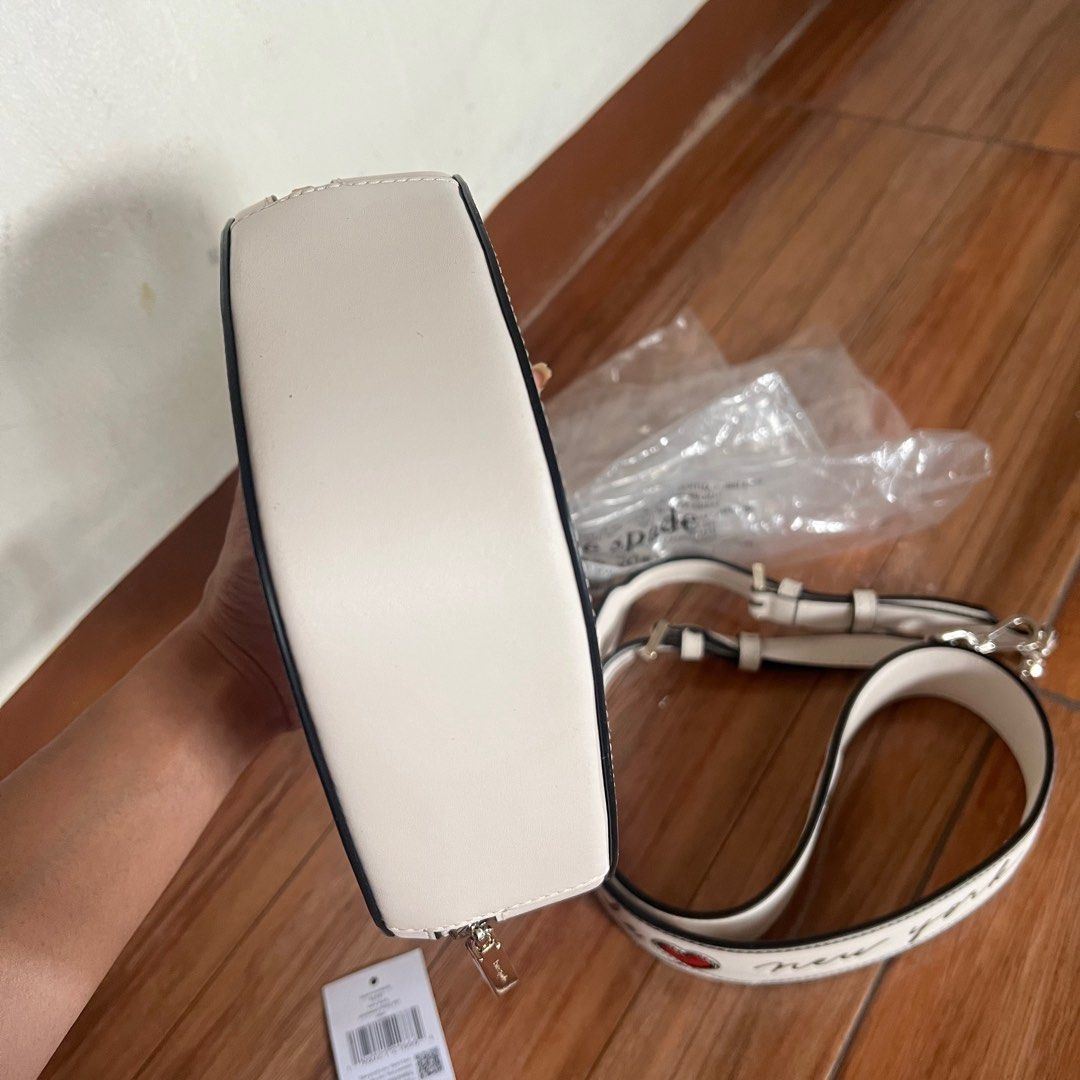 Kate Spade Limited Edition Love Shack / Heart Bag, Women's Fashion ...