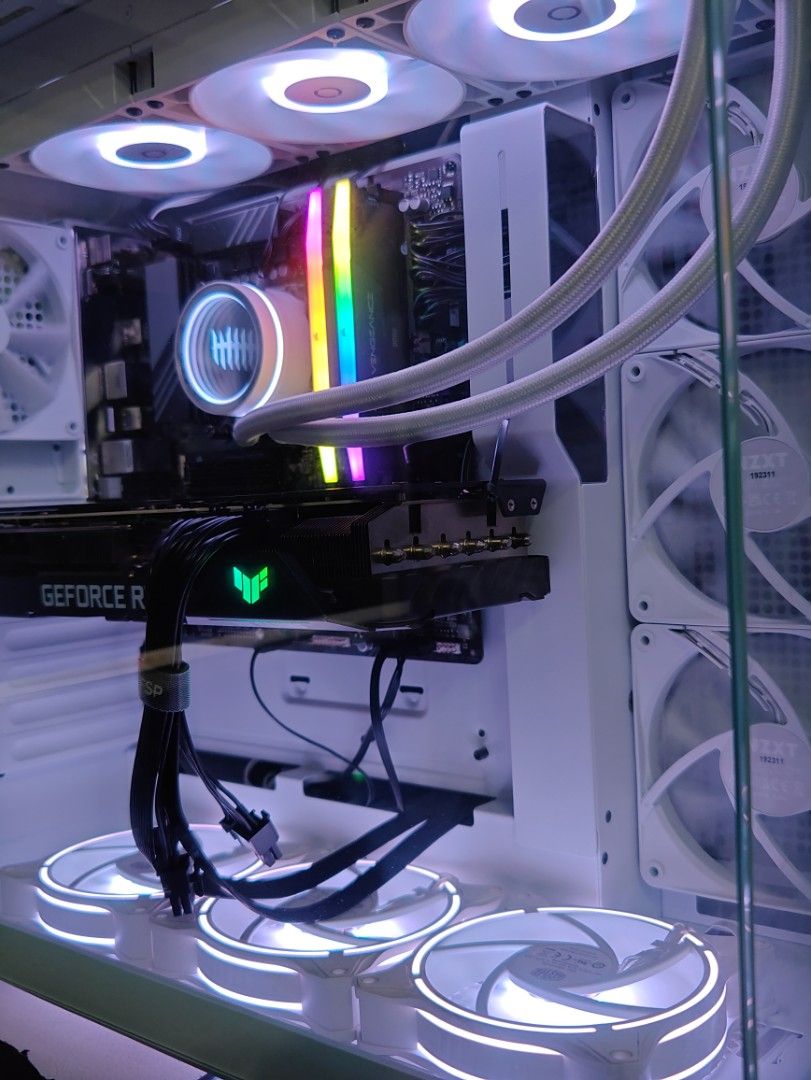 (Latest) High-end gaming desktop with Intel 14700kf 20 core/28 treads ...