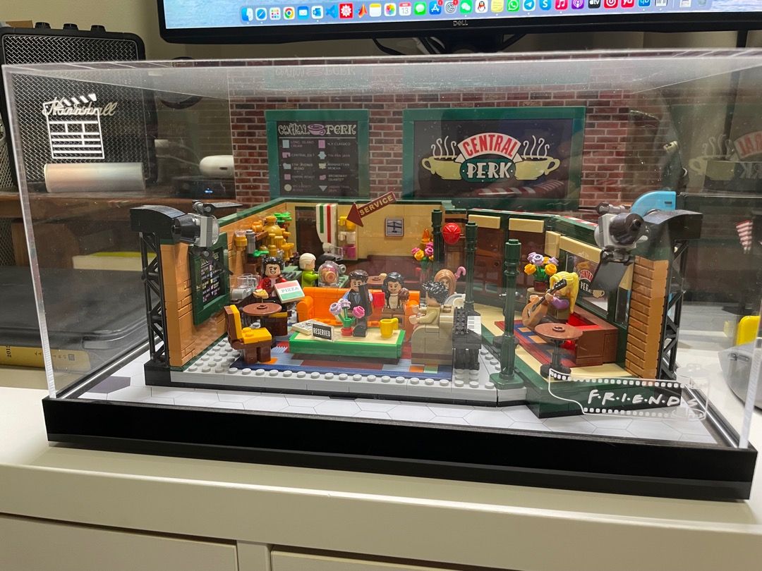 LEGO Central Perk friends cafe 21319, Hobbies & Toys, Toys & Games on Carousell