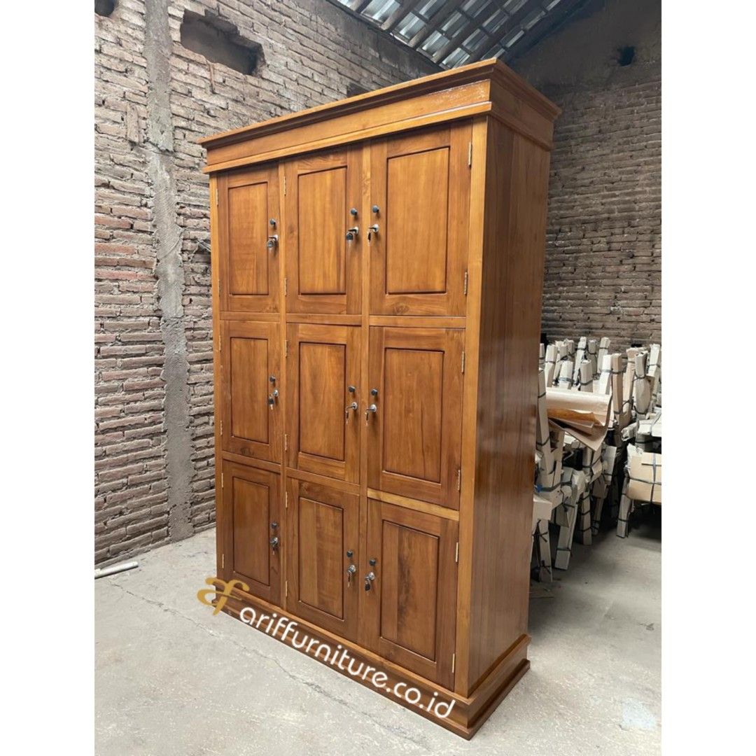 Lemari Loker 9 Pintu Kayu Jati Jepara, Perabotan Rumah di Carousell