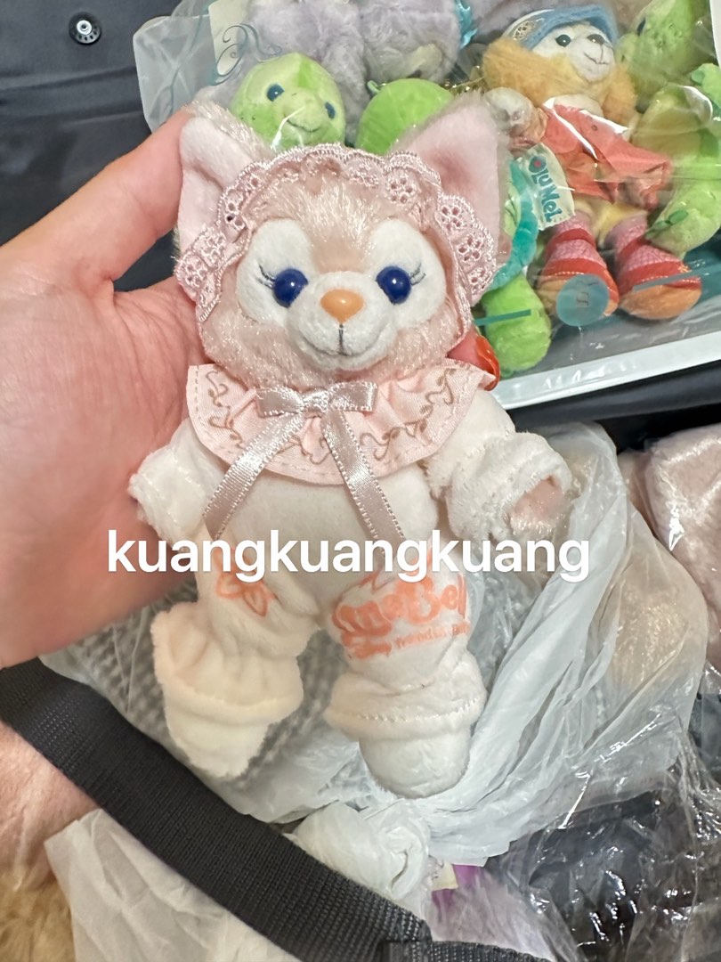 上海迪士尼睡衣玲娜貝兒Linabell keychain掛件, 興趣及遊戲, 玩具 & 遊戲類 - Carousell