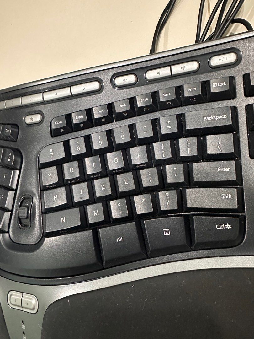 Microsoft Natural Ergonomic Keyboard 4000 for Business - Wired ...