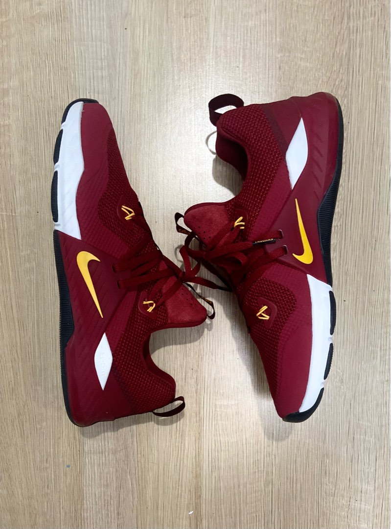 Nike Zoom Train Command USC, Men's Fashion, Footwear, Sneakers on Carousell