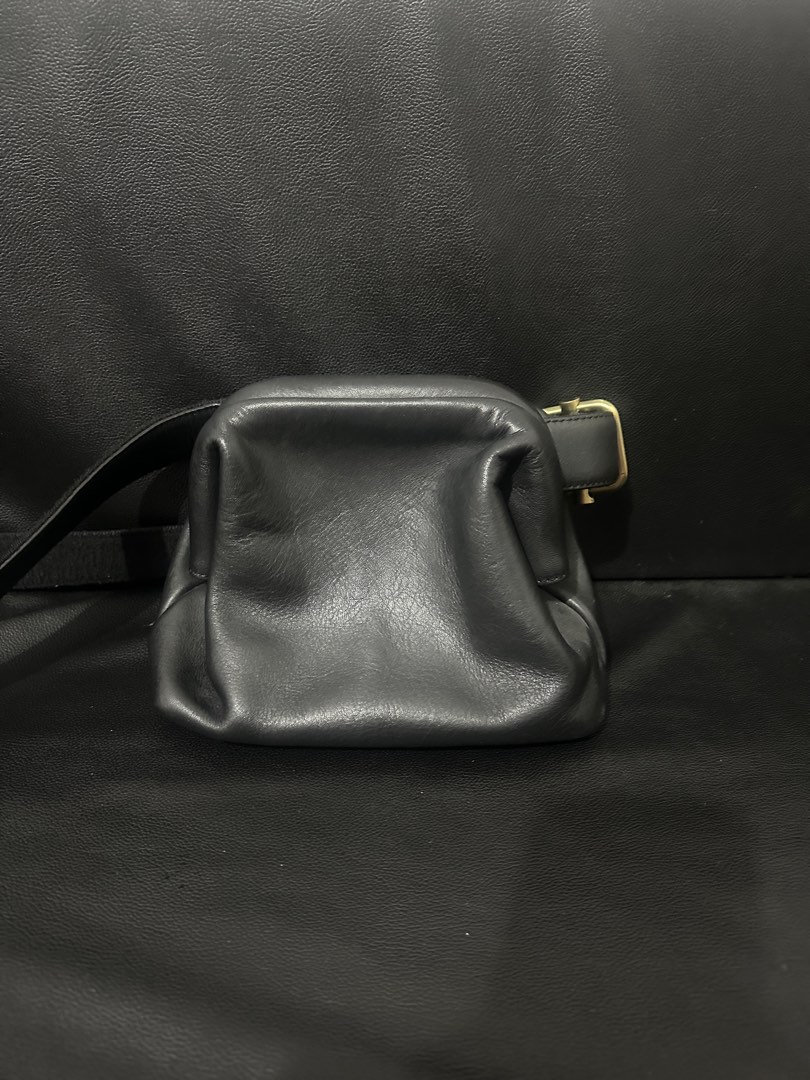 Osoi belt bag | chest bag, Women's Fashion, Bags & Wallets, Cross-body ...