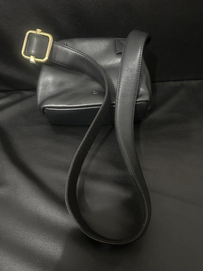 Osoi belt bag | chest bag, Women's Fashion, Bags & Wallets, Cross-body ...