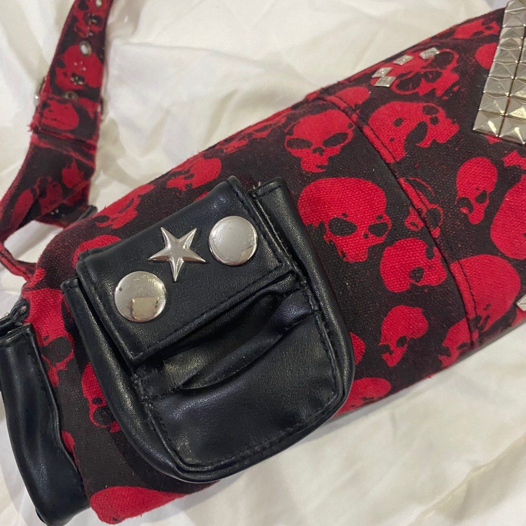 Prettiest Alt Punk Skull Rock Leather Barrel Bag, Women's Fashion, Bags ...