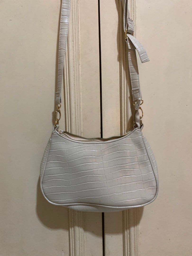 Primark White bag, Women's Fashion, Bags & Wallets, Cross-body Bags on ...