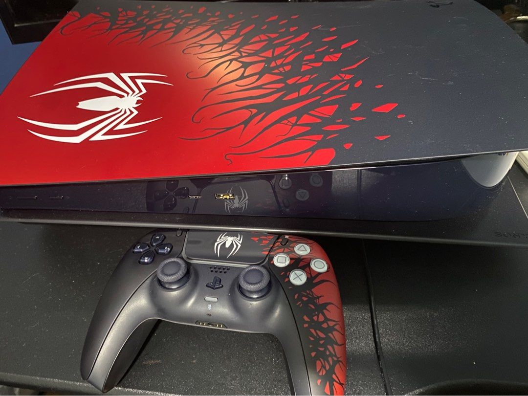 PS5 limited edition Spider-Man 2 console, Video Gaming, Video Game ...