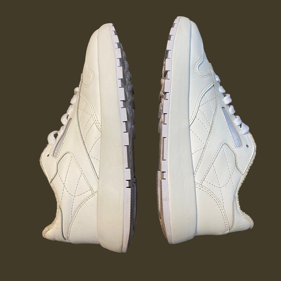 Reebok MM6 Maison Margiela white tabi sneakers, Women's Fashion ...