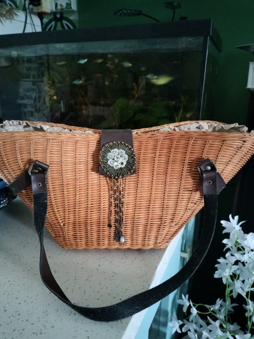 Rotan bag from thailand, Women's Fashion, Bags & Wallets, Shoulder Bags ...