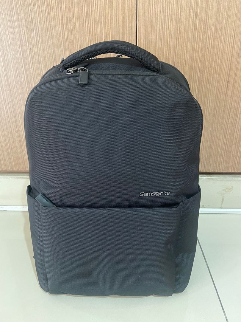 Samsonite original Bagpack, Fesyen Pria, Tas & Dompet , Ransel di Carousell