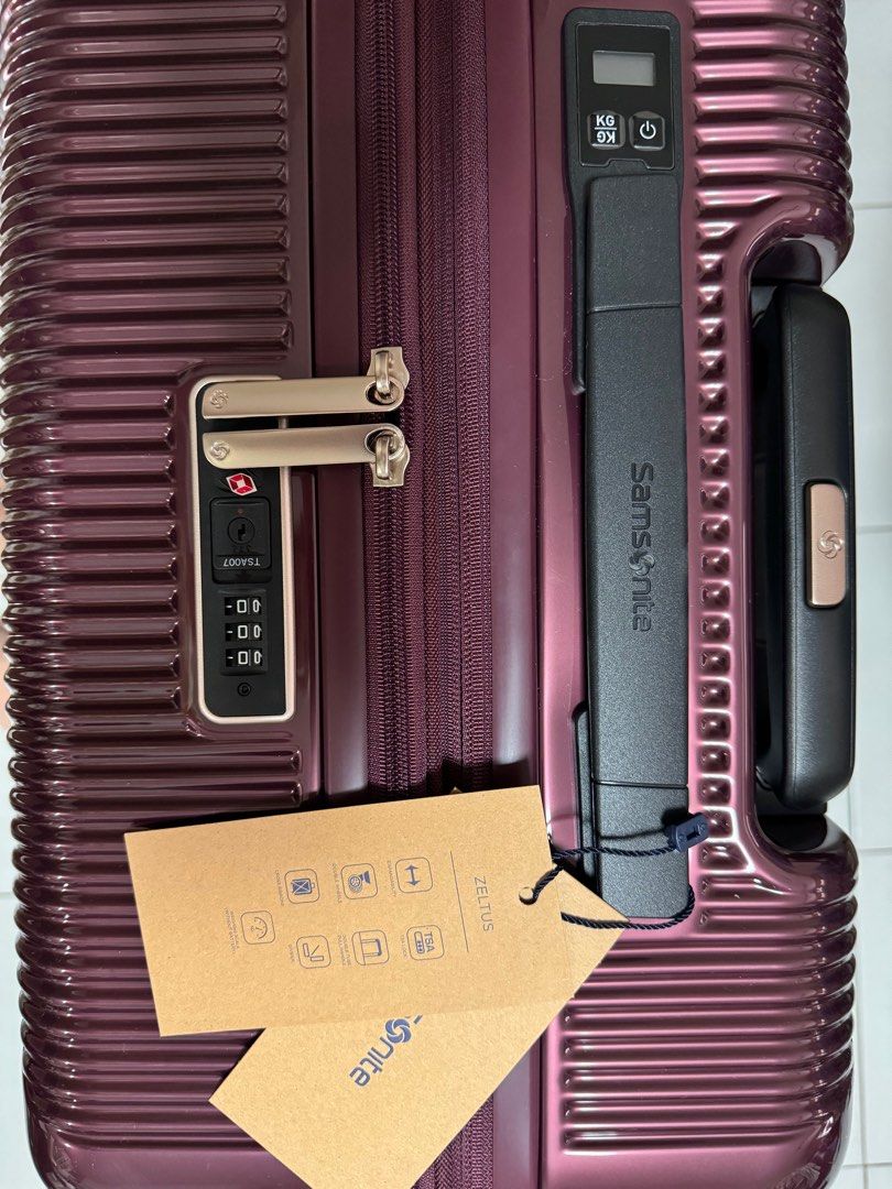 **Last Piece** Samsonite ZELTUS 69CM spinner with built in scale ...